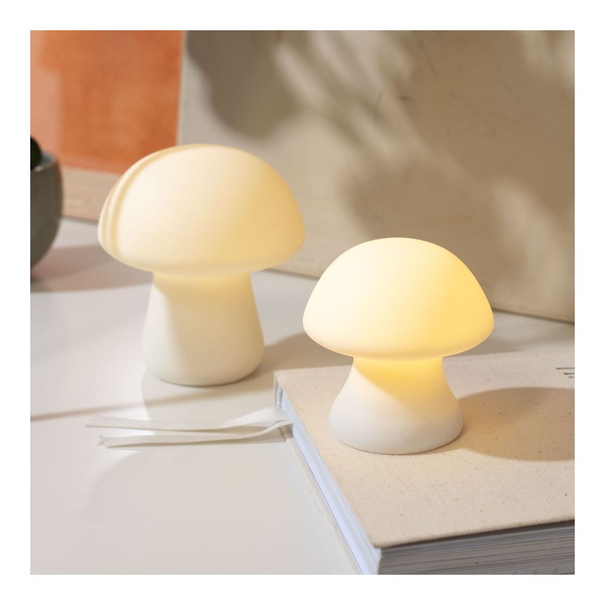 Mushroom LED Lamp
